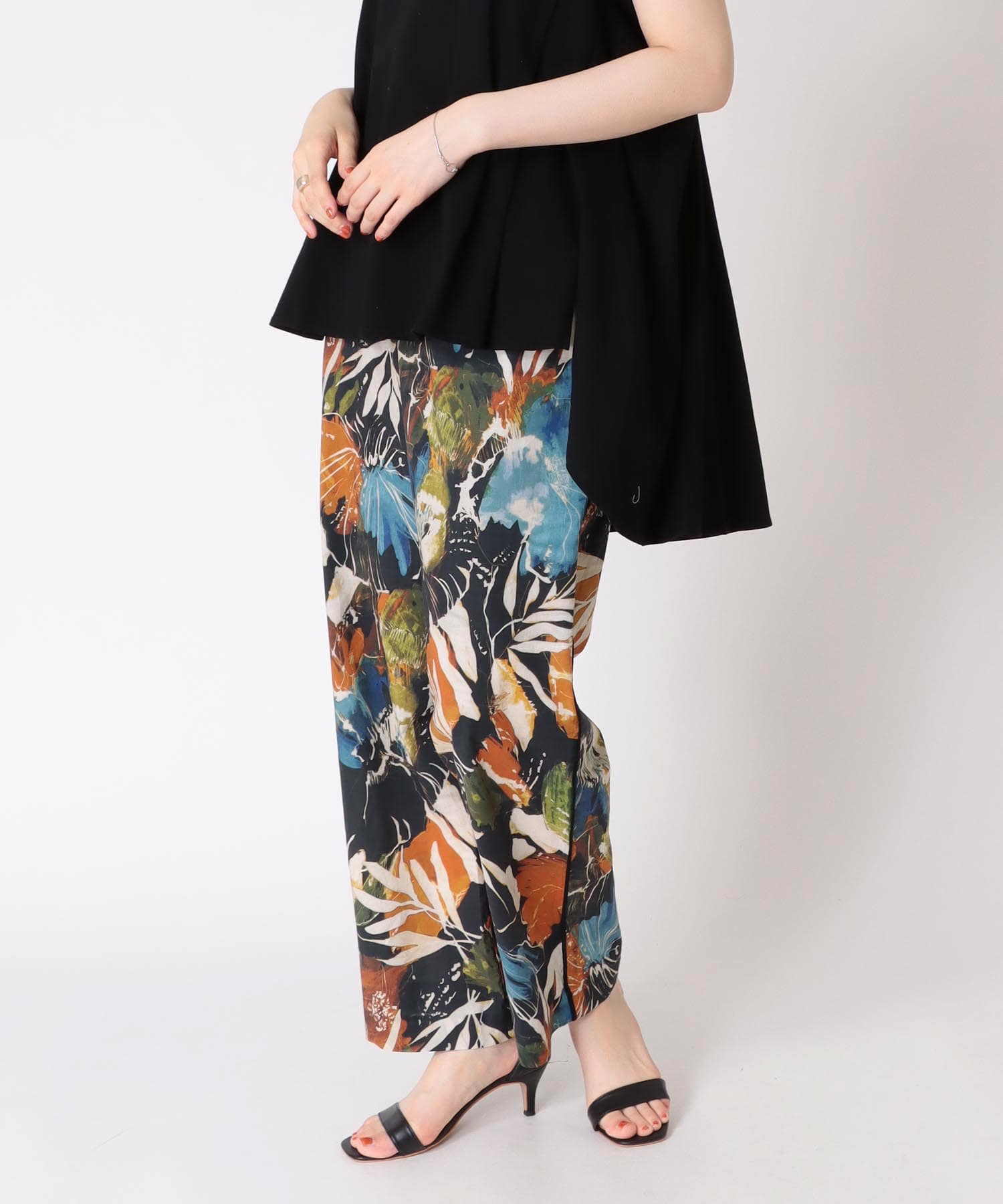 NEW｜Jines（ジネス） | ＆ON JIONE STORE（アンドオン）ジオン商事公式オンラインストア