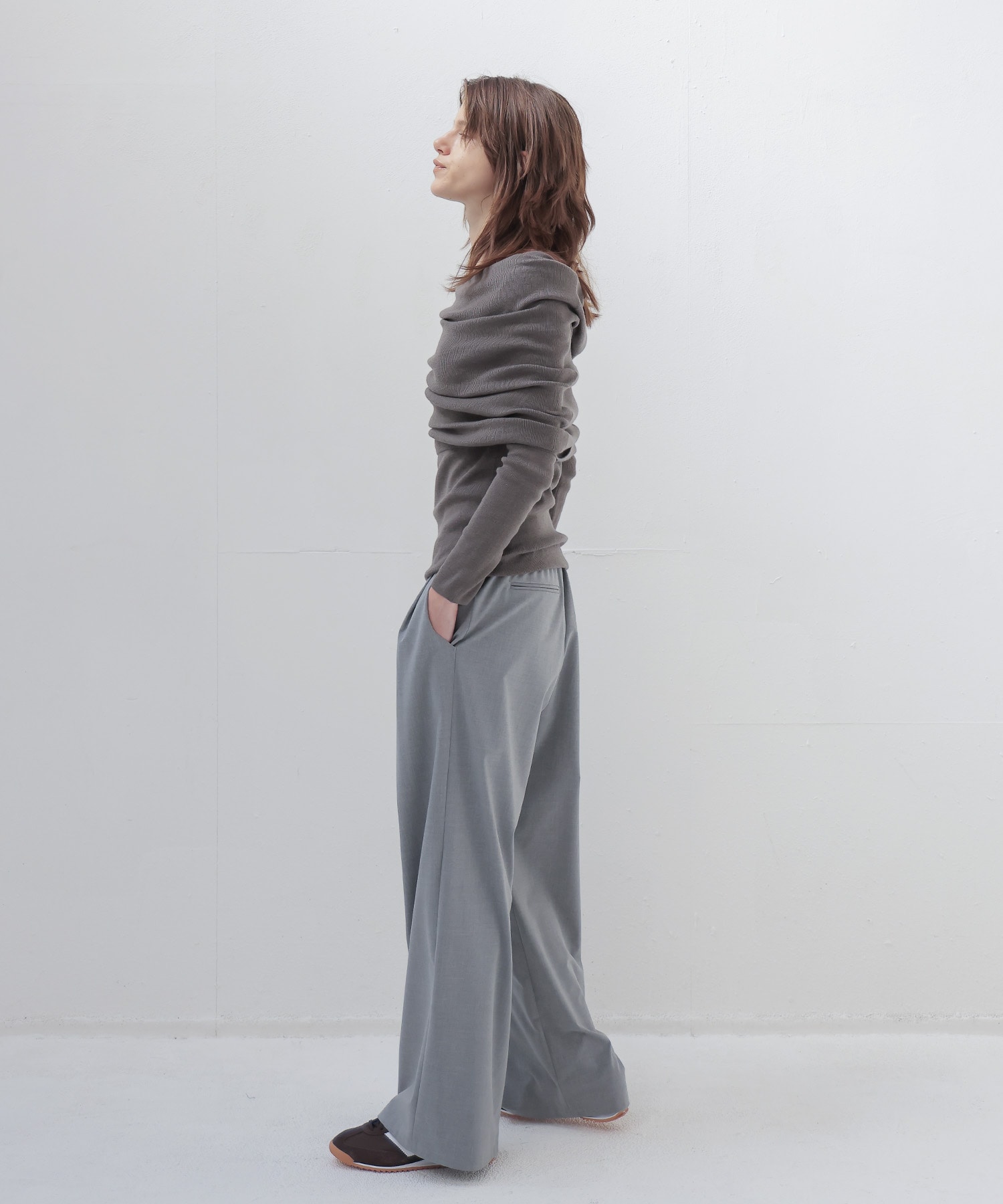 big offshoulder pull | AND ON JIONE STORE（アンドオン）ジオン商事公式オンラインストア